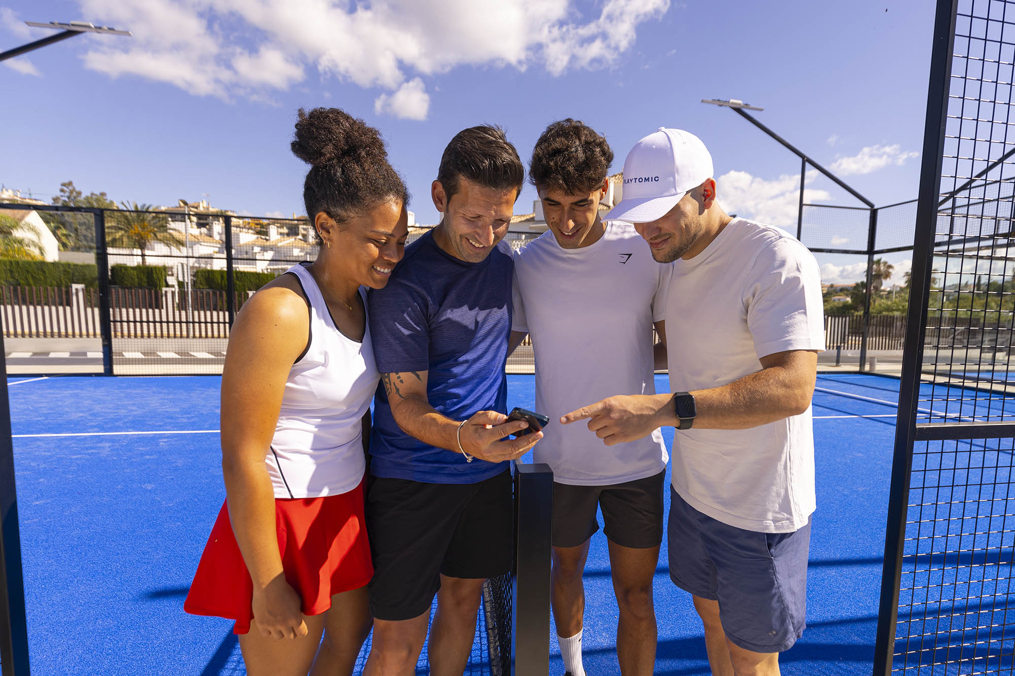 El pádel se consolida como deporte global: se abre un nuevo club cada 2 ...